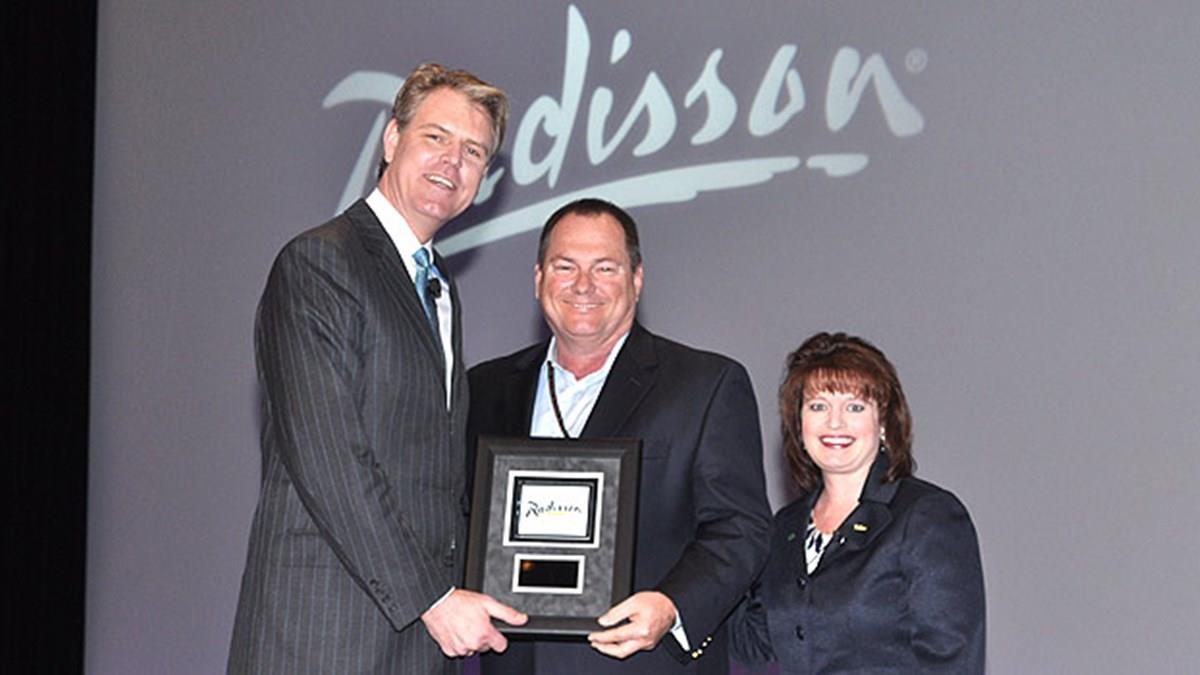 Carlson premia Radisson Vitoria (ES) por market share